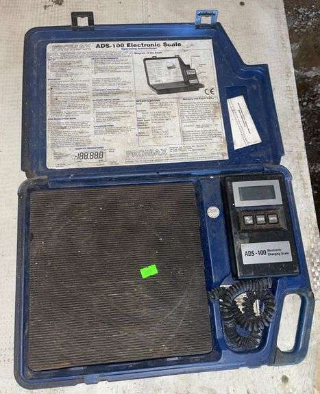 Promax ADS-100 Electronic Scale with Case - Metzger Property Services, LLC