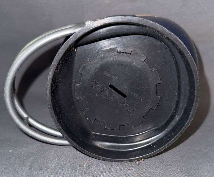 Miniature Chicago Bears Football Helmet Coin Bank, 4.5”x3.5” - Metzger ...