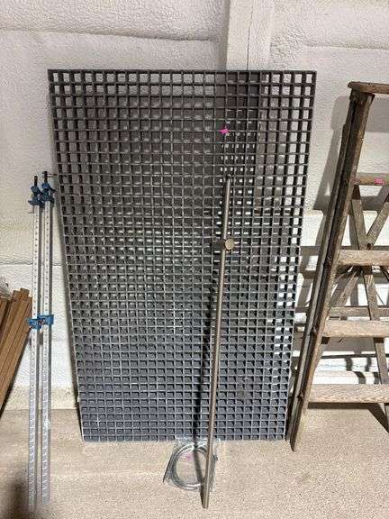 Metal Grid Panel with Stainless Steel Shower Bar and Hose Assembly ...