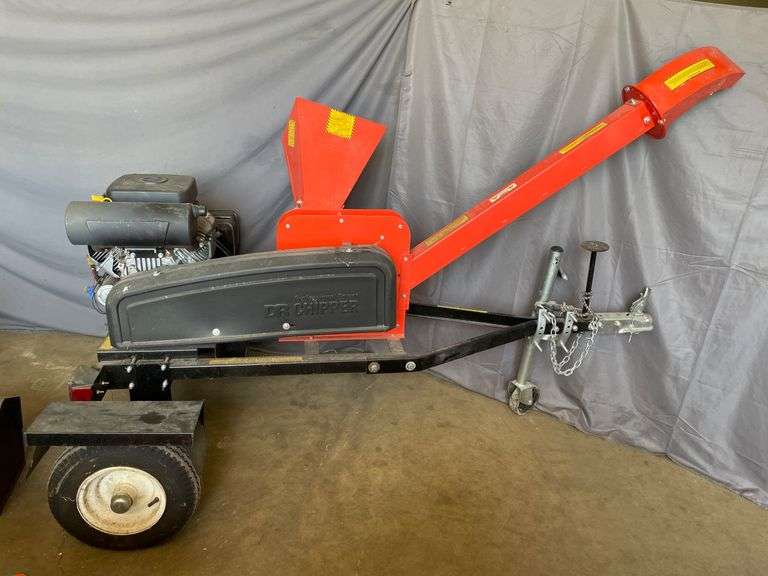 DR Power Chipper with Kawasaki 19.0 Engine and Tow Hitch - Metzger ...