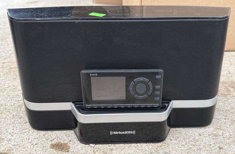 SiriusXM Model SXABB2 Portable Speaker Dock With Receiver - Metzger ...