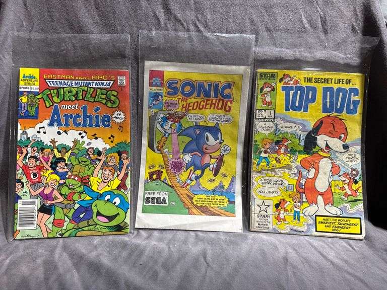 Three Comic Books: Teenage Mutant Ninja Turtles, Sonic the Hedgehog and ...