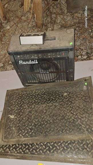 Randall Century 1000 Amplifier and Two Rubber Mats - Metzger Property ...
