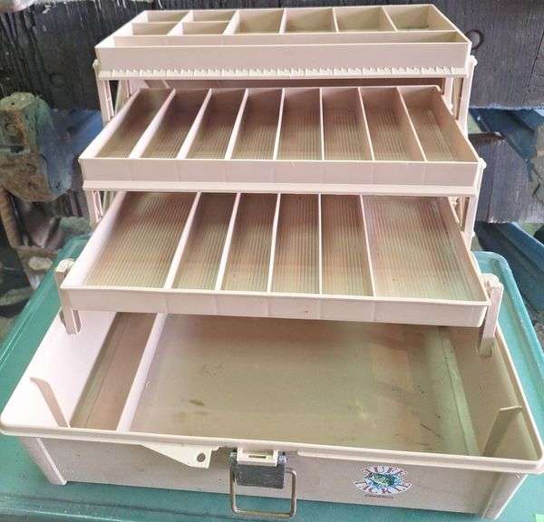 Contico plastic tackle box 14" - Metzger Property Services, LLC