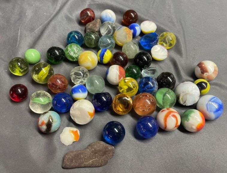 Variety of Glass Marbles in Mixed Colors and Designs - Metzger Property ...