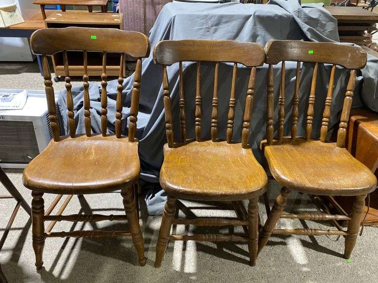 Set of 3 Spindle-Back Chairs with Turned Legs, 32 inch Height - Metzger ...