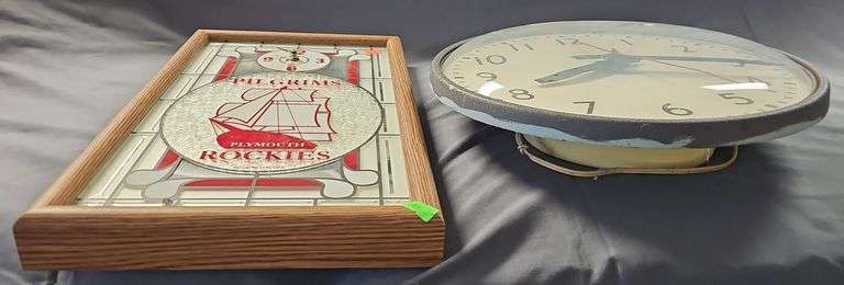 Simplex Electric Wall Clock & Za-Meks Quartz Pilgrims Plymouth Rockies ...