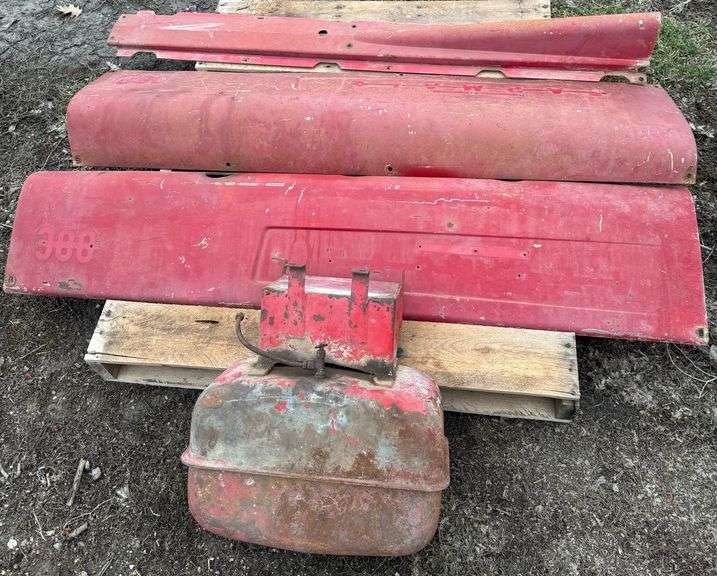 Farmall 300 3 piece hood panels and gas tank - PICK UP AT ALTERNATE ...
