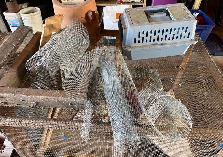 Wire Mesh Animal Enclosure with Accessories 49x36x30 - Metzger Property ...