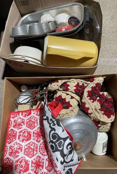 Baking Pans, Cupcake Pan, Tupperware Pitcher, Reusable Bag, Extension ...