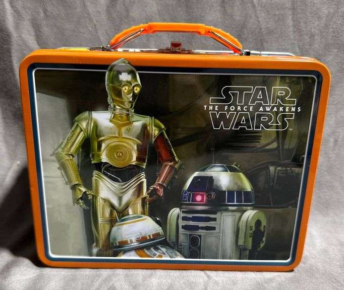Star Wars ‘The Force Awakens’ Tin Lunch Box Featuring C-3PO and R2-D2 ...