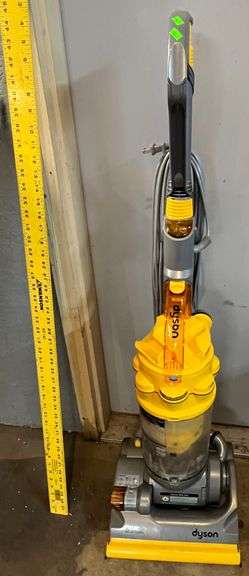 Dyson Vacuum sweeper - Metzger Property Services, LLC