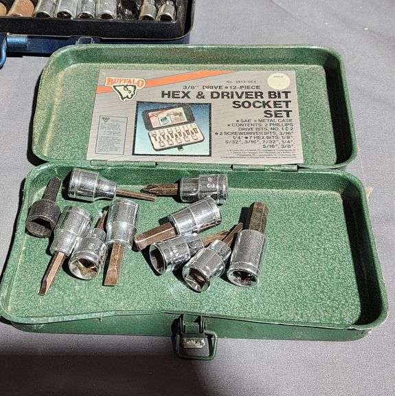 Selection of Socket and Driver Bit Sets in Metal Cases - Metzger ...