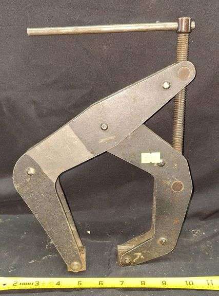 Steel Clamp with Adjustable Screw Mechanism - Metzger Property Services ...