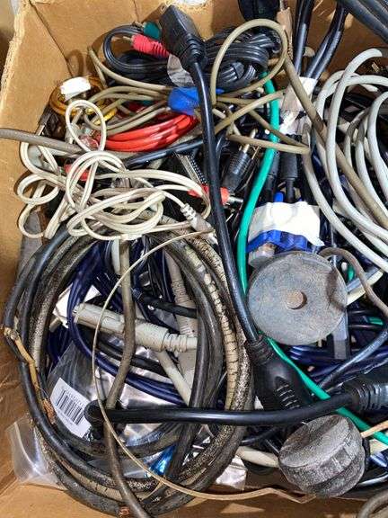 Electronic Cables, Adapters, and Components in Box - Metzger Property ...