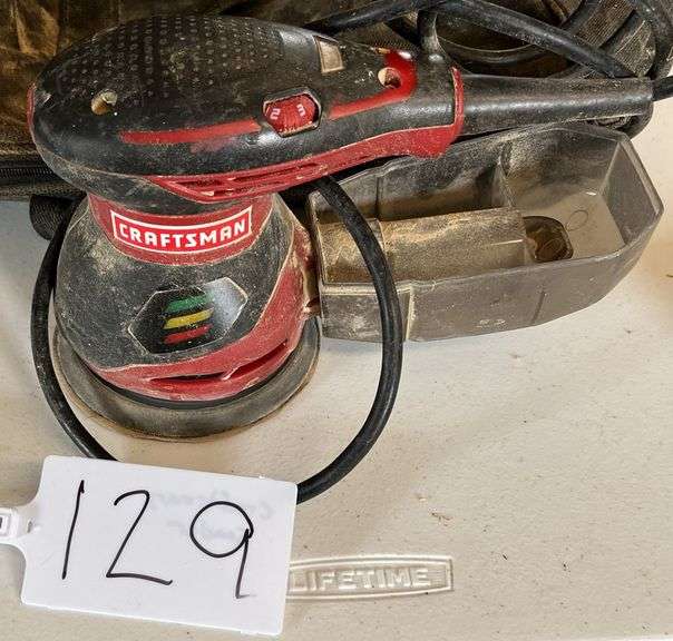 Craftsman palm sander w/carry bag, plugged in and working, estate item ...