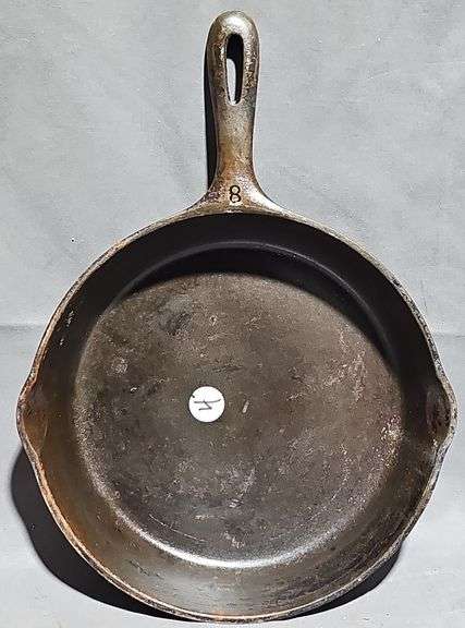 No. 8 cast iron skillet 10.5” - Metzger Property Services, LLC
