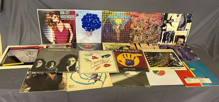 20 Vinyl Records Featuring Various Artists and Albums - Metzger ...