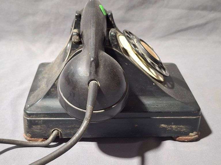 Western Electric Rotary Dial Telephone (Cord is Cut) - Metzger Property ...