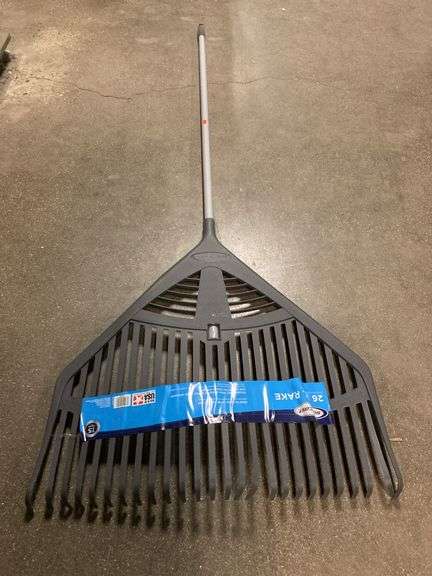 Suncast 26 in. Poly Leaf Rake - Metzger Property Services, LLC
