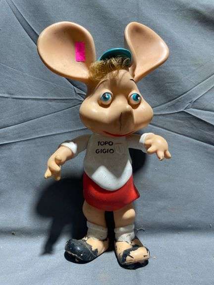 1963 Maria Perego Topo Gigio and 1958 CBS Mighty Mouse Figurines - Metzger Property Services, LLC