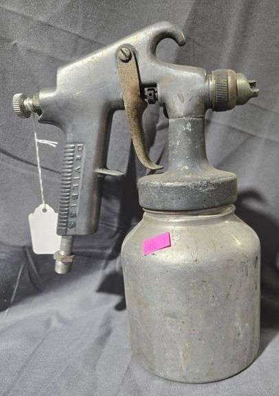 DeVilbiss Type P-C1 Series Spray Gun with Metal Paint Canister ...