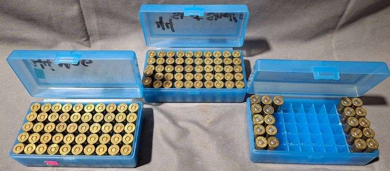 Variety of .44 Magnum (98) Shells and (23) Live Rounds in Plastic Cases ...