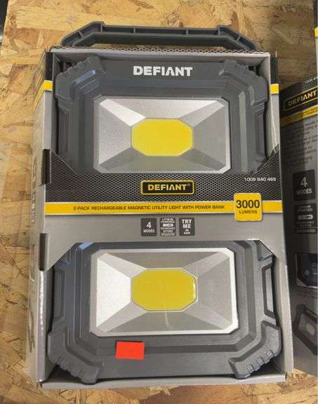 Defiant 3000Lumens 2Pk Rechargeable Magnetic utility Light - Metzger ...
