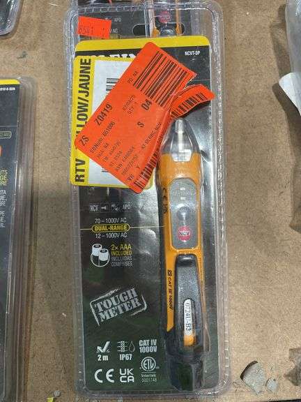 Klein Tools Dual-Range Non-Contact Voltage Tester With Laser Pointer ...