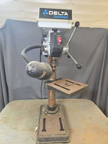Delta Shopmaster 10-Inch Drill Press With Accessories and Storage Boxes ...