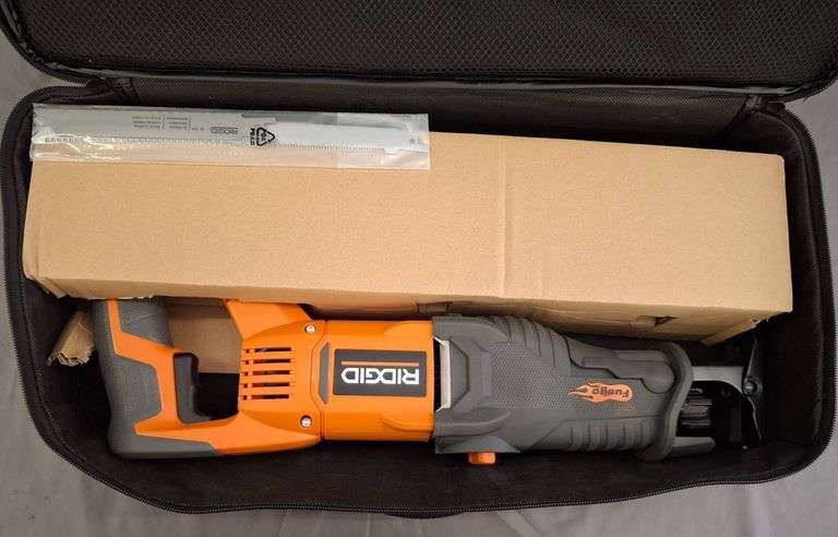 Ridgid R3002 Reciprocating Saw with Variable Speed and Carrying Case ...