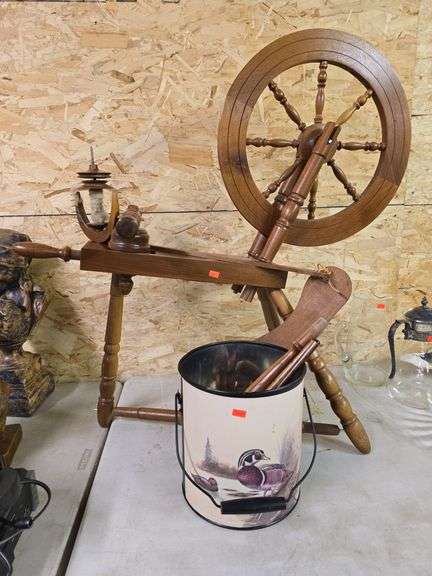 Spinning Wheel with Metal Bucket and Attachments - Metzger Property ...
