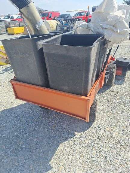 Simplicity 16FCH frint deck mower with trailer and bagger , Runns ...