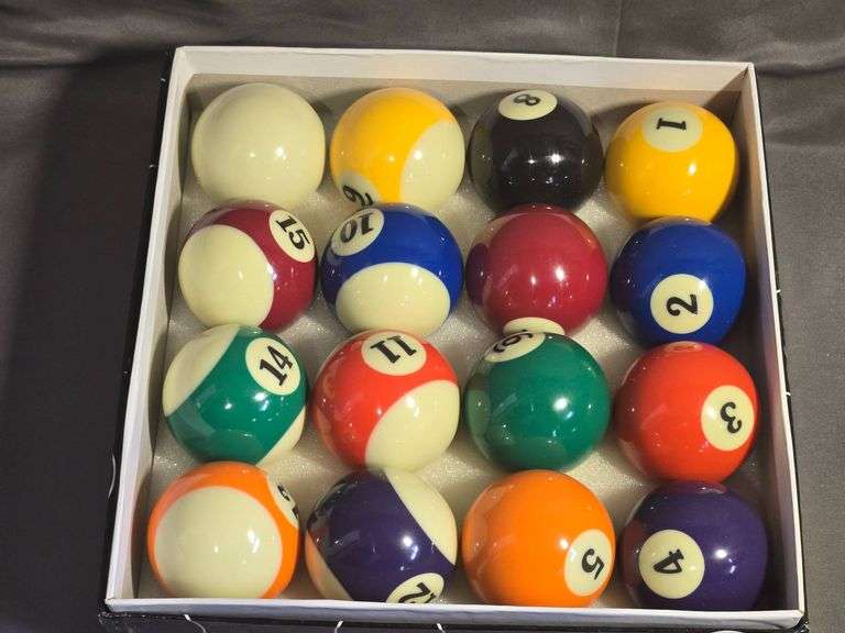 Set of Billiard Balls with Numbers 1 Through 15 and Cue Ball - Metzger ...