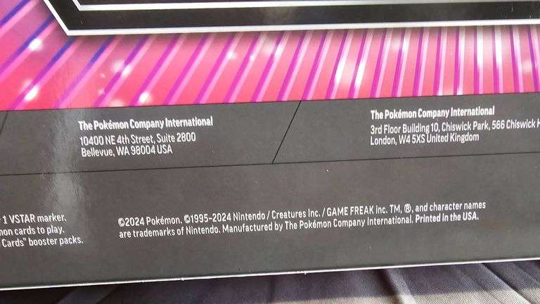 Pokemon TCG: Legendary Warriors Premium Collection Box Set - Metzger ...