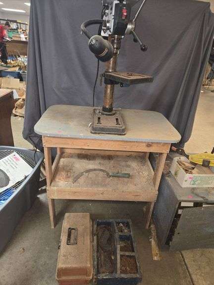 Delta Shopmaster 10-Inch Drill Press With Accessories and Storage Boxes ...