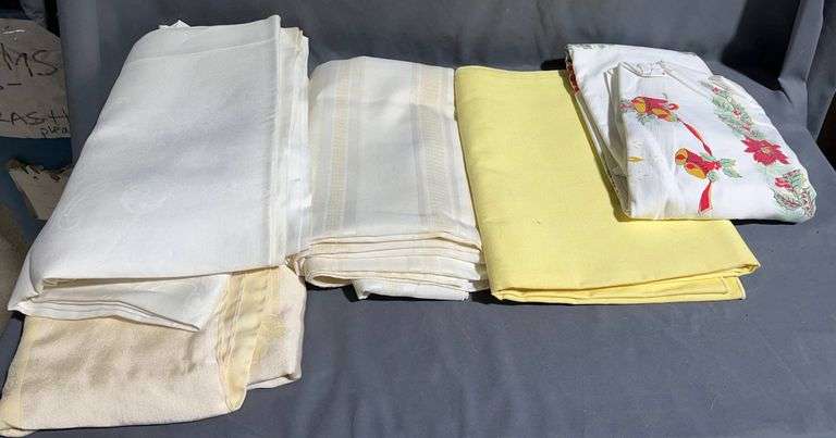 Assorted Table Linens in Various Patterns and Colors - Metzger Property ...