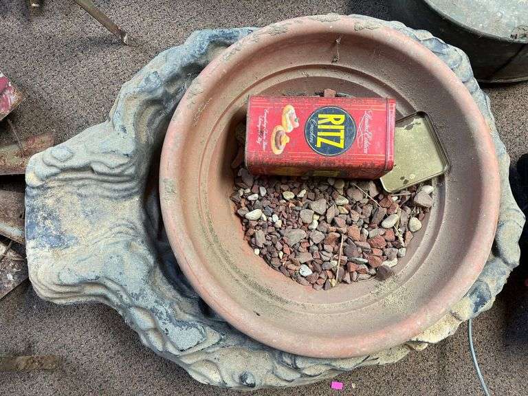Terracotta Planter with Decorative Concrete Basin and Ritz Tin ...