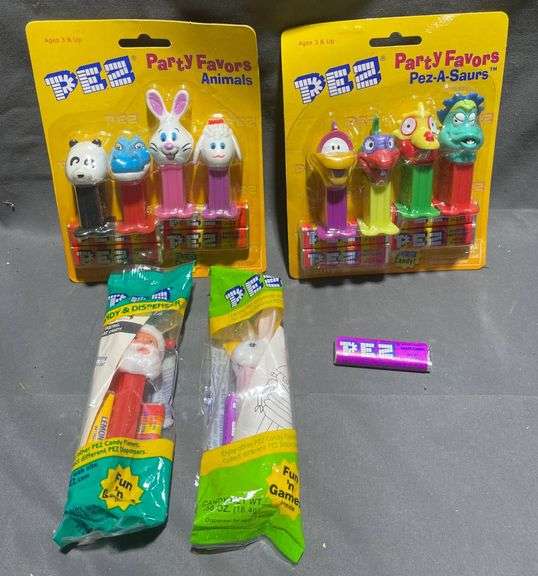 Pez Party Favors Candy Dispensers with Packaging, Animals and Pez-A ...