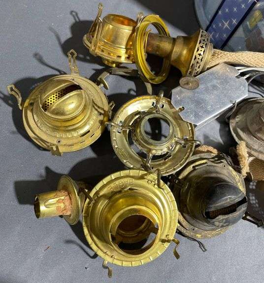 Brass and Metal Lantern Burners with Holiday Tin - Metzger Property ...