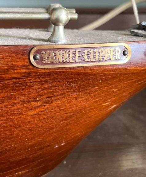 Ship Model Clock Featuring ‘Yankee Clipper’ Plaque and Mastercrafters ...