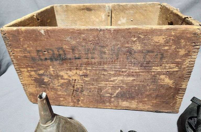 Tiger Laser Tag Stinger Set with Chest Pieces and Accessories - Metzger ...