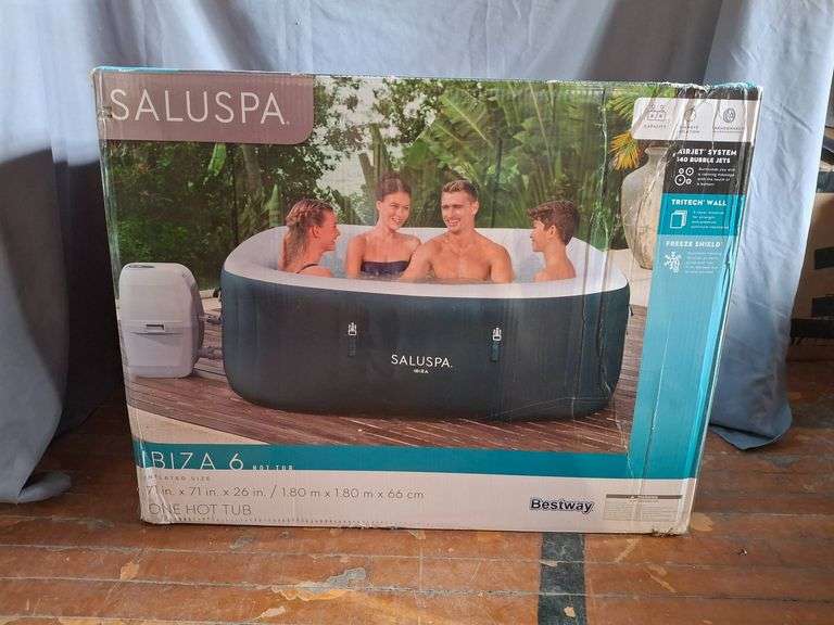 SaluSpa Ibiza 6-Person Inflatable Portable Spa Hot Tub (Box open ...