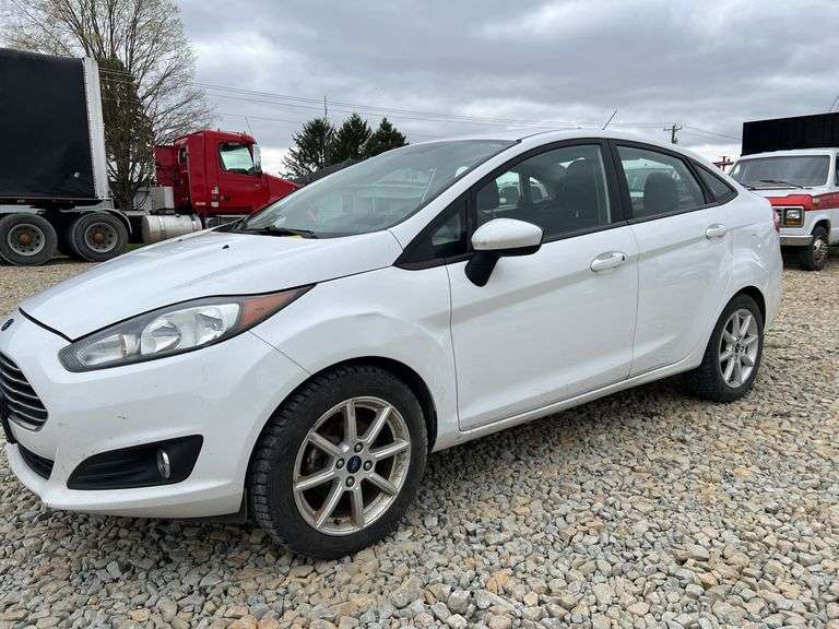 2019 Ford Fiesta SE, Backup Camera, Power Windows/Locks, Runs and ...