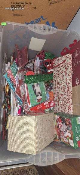 Holiday Wrapping Paper, Cards, Decorations and Gift Bags - Metzger ...