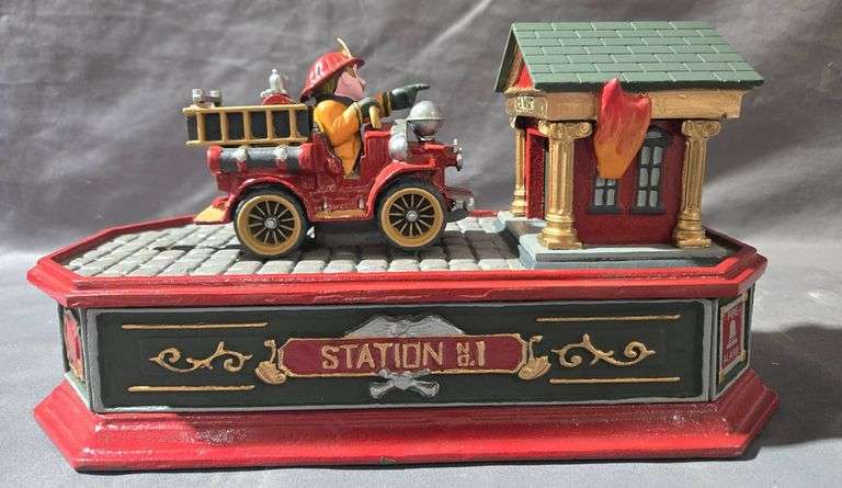 Firefighter’s Mechanical Bank by The Franklin Mint - Metzger Property ...
