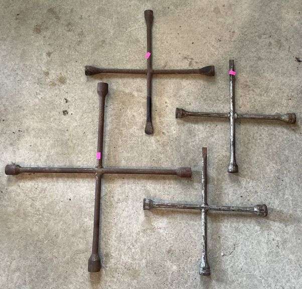Four Cross-Type Lug Wrenches in Varying Sizes - Metzger Property ...