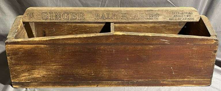Singer Manufacturing Co. Wood Sewing Machine Accessory Box - Metzger ...