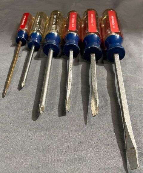 Six Screwdrivers with Clear and Blue Handles, Made in USA - Metzger ...
