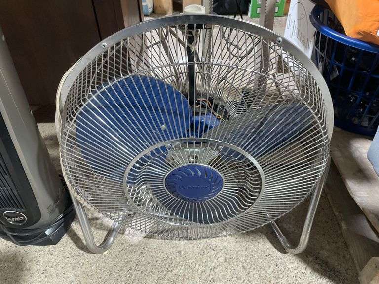 Metal Box Fan With Blue Blades, 20-Inch - Metzger Property Services, LLC